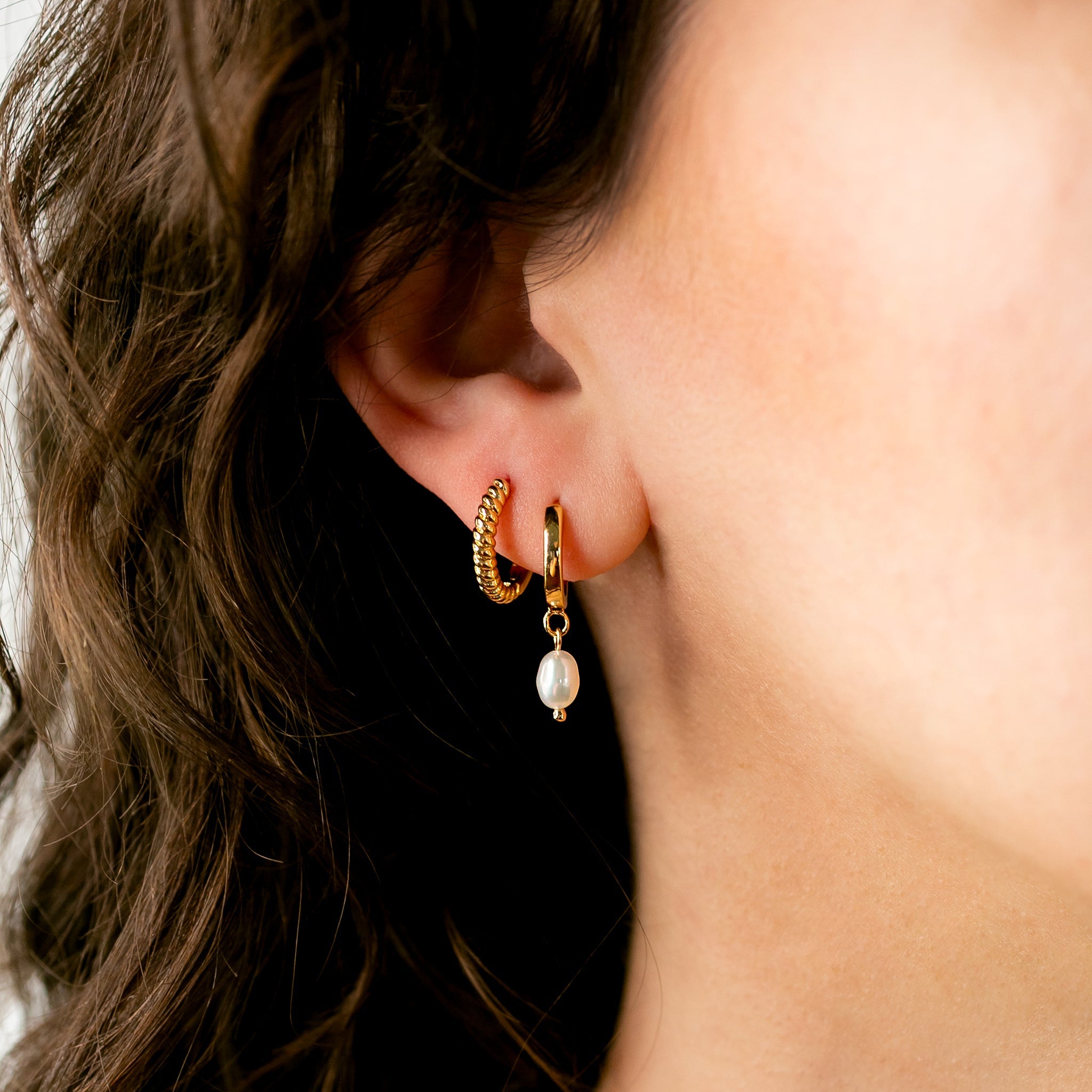 Iysa Freshwater Pearl Huggie Earrings – Altar PDX