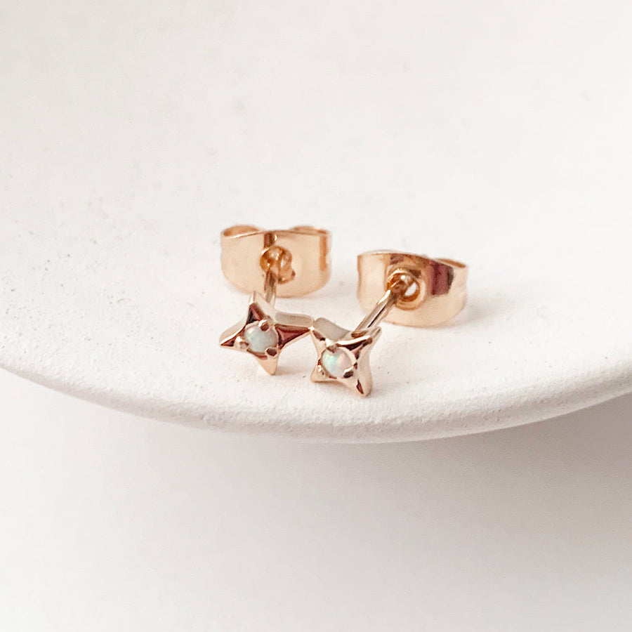 Lucky Origami Star Studs – Altar PDX