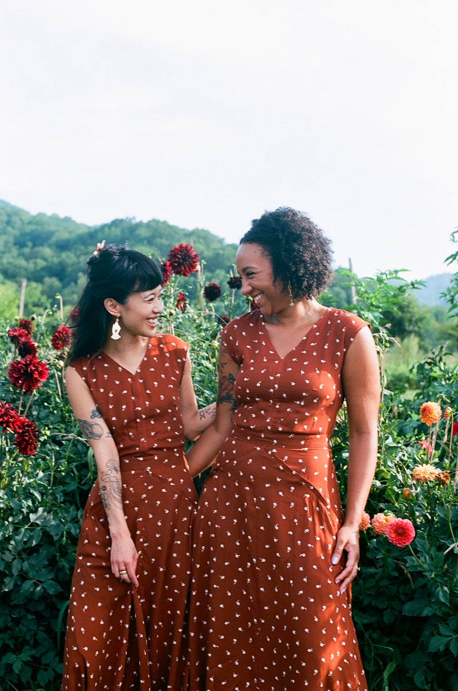 Xena Dress in Hazel Calico Flower – Altar PDX