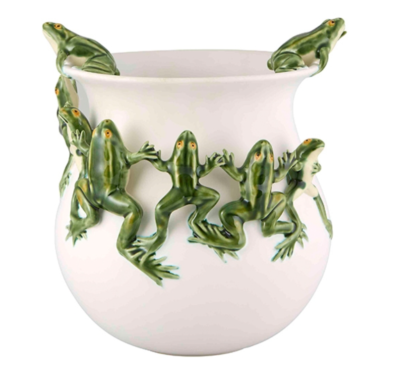 White Vase with whimsical frogs – Altar PDX