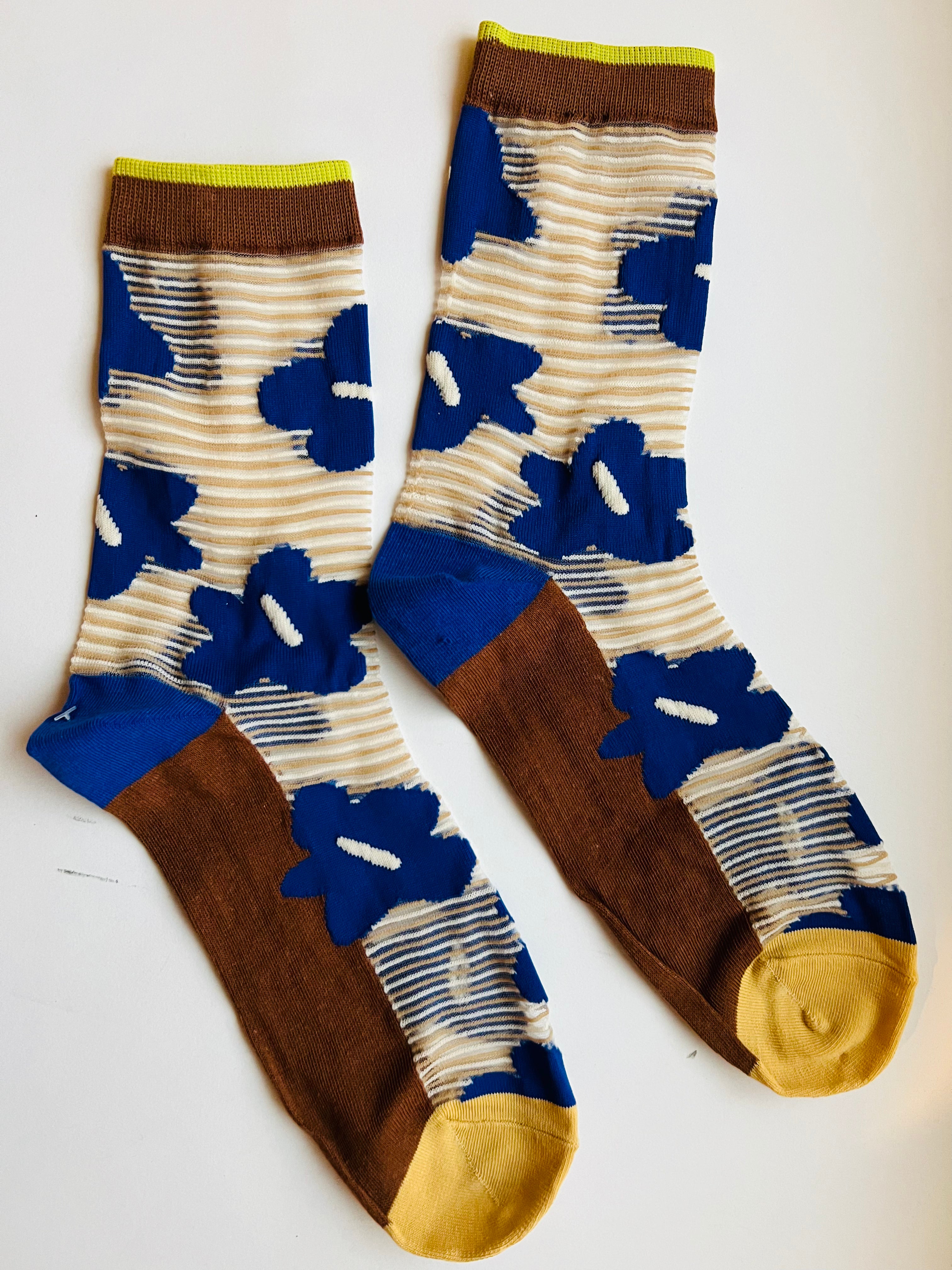 Sheer Ultra Blue Daisy Sock – Altar PDX